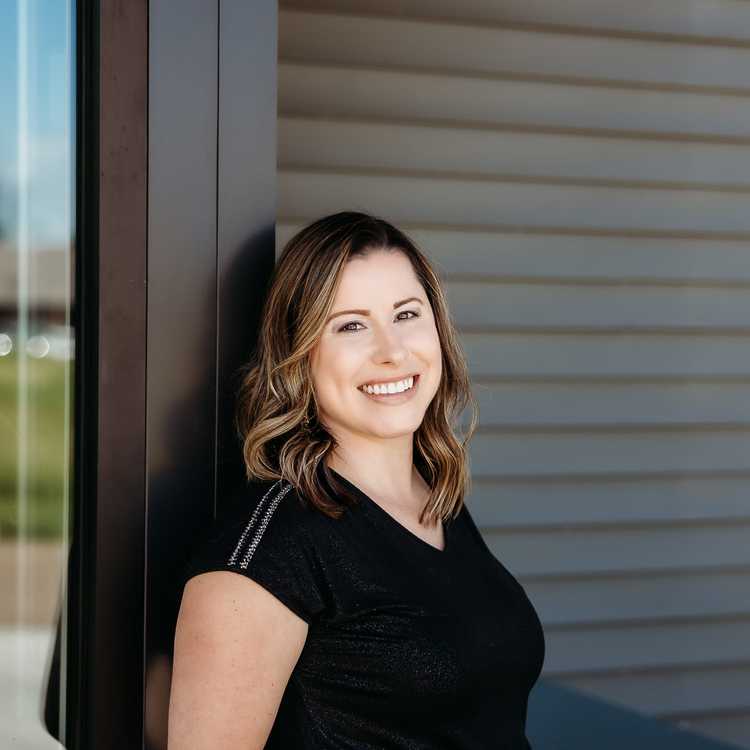 Danielle M. – Stylist | Revive: Salon & Spa